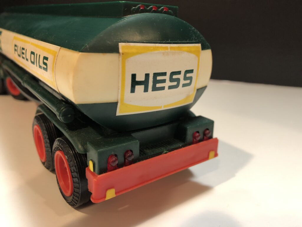 1977 Hess Fuel Oil Tanker (SKU:HES-77-16022) ( – Jackie's Toy Store
